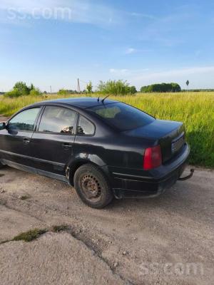 Melns Volkswagen Passat B5 1999 Jelgava, ar dzinēja tilpumu 1.90 L un nobraukumu 0 tūkst. km par 1100 €, foto 4 vietnē AUTOMOTO.COM.LV