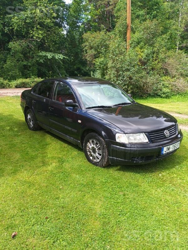Melns Volkswagen Passat B5 2000 Cēsis, ar dzinēja tilpumu 1.90 L un nobraukumu 401 tūkst. km par 400 €, foto 1 vietnē AUTOMOTO.COM.LV