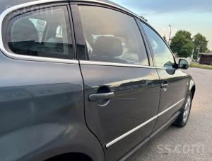 Melns Volkswagen Passat B5 2002 Daugavpils, ar dzinēja tilpumu 1.90 L un nobraukumu 350 tūkst. km par 1650 €, foto 12 vietnē AUTOMOTO.COM.LV