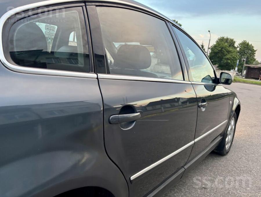 Melns Volkswagen Passat B5 2002 Daugavpils, ar dzinēja tilpumu 1.90 L un nobraukumu 350 tūkst. km par 1650 €, foto 12 vietnē AUTOMOTO.COM.LV