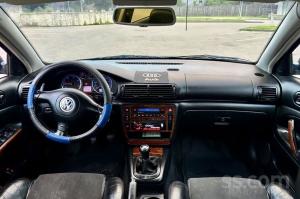 Melns Volkswagen Passat B5 2002 Daugavpils, ar dzinēja tilpumu 1.90 L un nobraukumu 350 tūkst. km par 1650 €, foto 20 vietnē AUTOMOTO.COM.LV