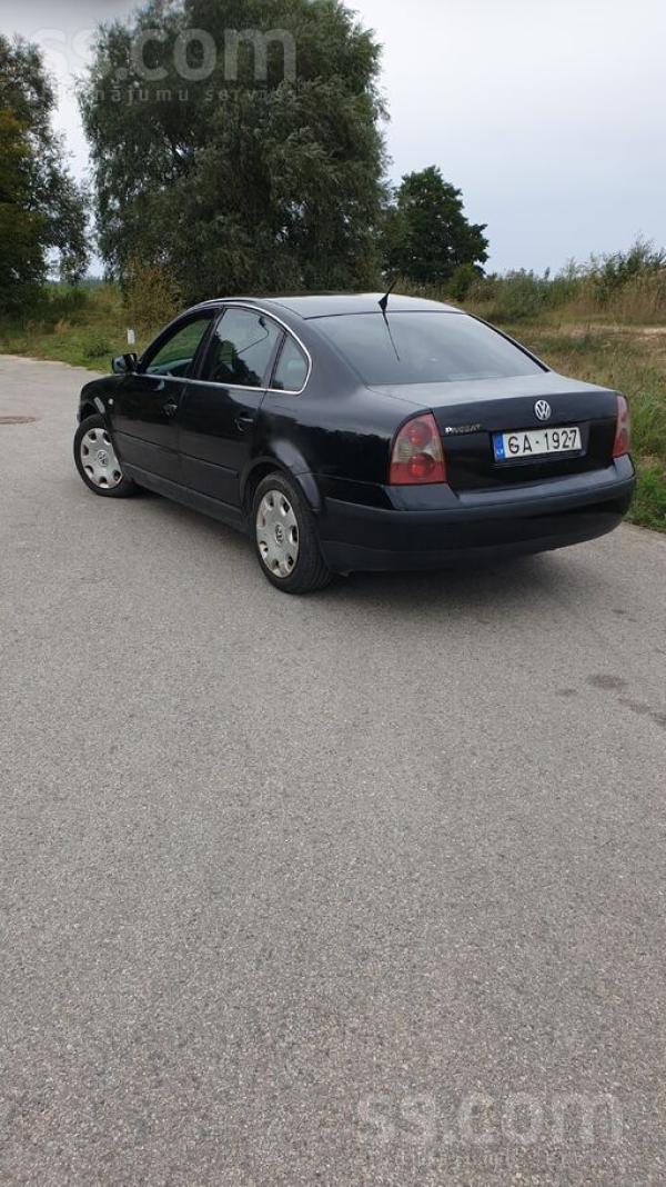 Melns Volkswagen Passat B5 2002 Rīga, ar dzinēja tilpumu 1.90 L un nobraukumu 422 tūkst. km par 950 €, foto 4 vietnē AUTOMOTO.COM.LV