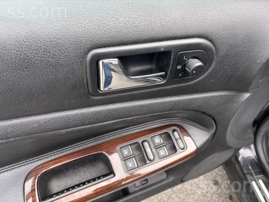 Melns Volkswagen Passat B5 2003 Rīga, ar dzinēja tilpumu 1.90 L un nobraukumu 345 tūkst. km par 2290 €, foto 15 vietnē AUTOMOTO.COM.LV