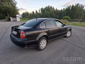 Melns Volkswagen Passat B5 2003 Daugavpils, ar dzinēja tilpumu 1.90 L un nobraukumu 291 tūkst. km par 750 €, foto  vietnē AUTOMOTO.COM.LV