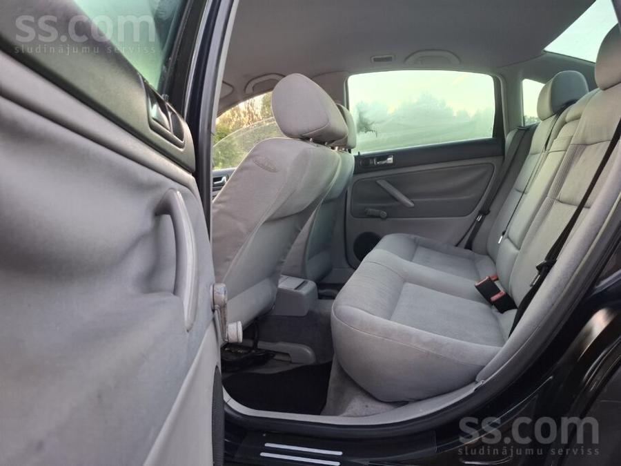 Black Volkswagen Passat B5 2003 in Daugavpils, with an engine capacity of 1.90 L and mileage of 291 thousand km for 750 €, photo 6 on AUTOMOTO.COM.LV
