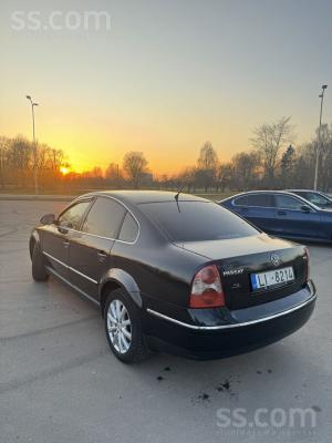 Black Volkswagen Passat B5 2004 in Riga, with an engine capacity of 1.90 L and mileage of 316 thousand km for 2300 €, photo 4 on AUTOMOTO.COM.LV