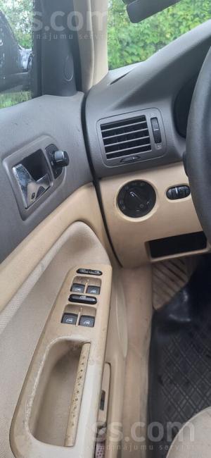 Melns Volkswagen Passat B5 2004 Rīga, ar dzinēja tilpumu 1.90 L un nobraukumu 329 tūkst. km par 900 €, foto 15 vietnē AUTOMOTO.COM.LV