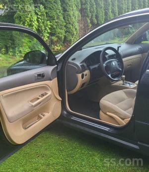 Melns Volkswagen Passat B5 2004 Rīga, ar dzinēja tilpumu 1.90 L un nobraukumu 329 tūkst. km par 900 €, foto 16 vietnē AUTOMOTO.COM.LV