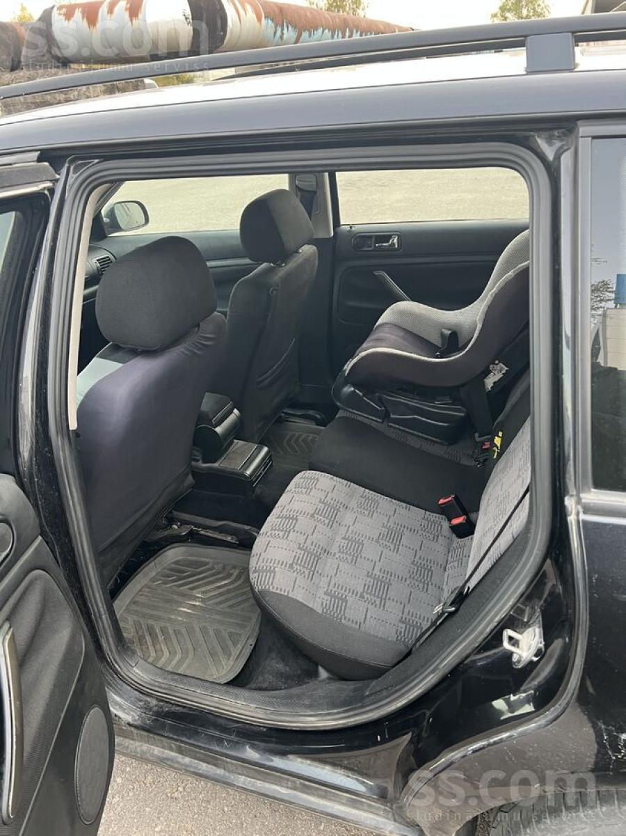 Black Volkswagen Passat B5 1998 in Kraslava, with an engine capacity of 1.90 L and mileage of 387 thousand km for 1650 €, photo 7 on AUTOMOTO.COM.LV