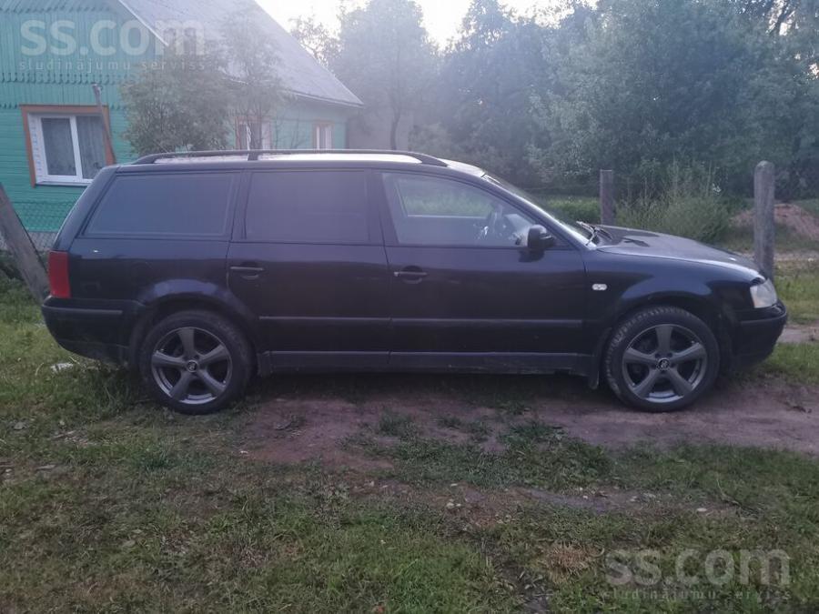 Melns Volkswagen Passat B5 1999 Rēzekne, ar dzinēja tilpumu 1.90 L un nobraukumu 360 tūkst. km par 1000 €, foto 5 vietnē AUTOMOTO.COM.LV