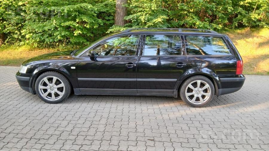 Melns Volkswagen Passat B5 1999 Ogre, ar dzinēja tilpumu 1.90 L un nobraukumu 325 tūkst. km par 2350 €, foto 4 vietnē AUTOMOTO.COM.LV