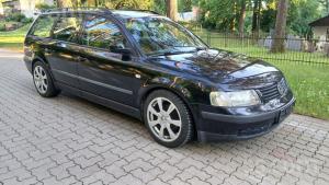 Melns Volkswagen Passat B5 1999 Ogre, ar dzinēja tilpumu 1.90 L un nobraukumu 325 tūkst. km par 2350 €, foto 10 vietnē AUTOMOTO.COM.LV