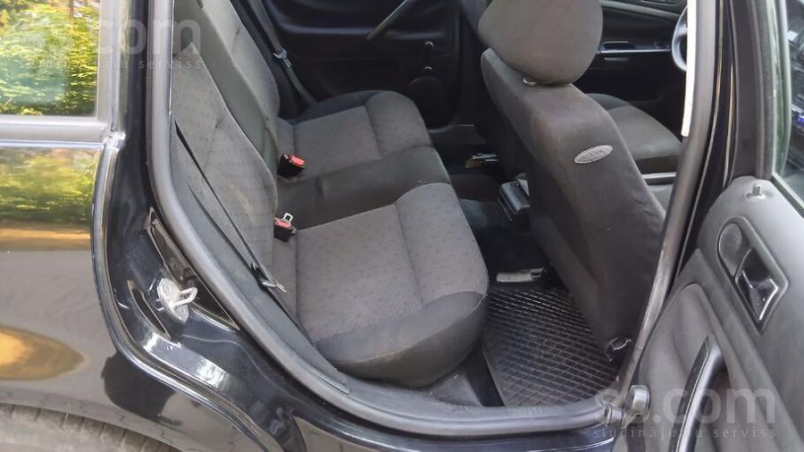 Melns Volkswagen Passat B5 1999 Ogre, ar dzinēja tilpumu 1.90 L un nobraukumu 325 tūkst. km par 2350 €, foto 13 vietnē AUTOMOTO.COM.LV