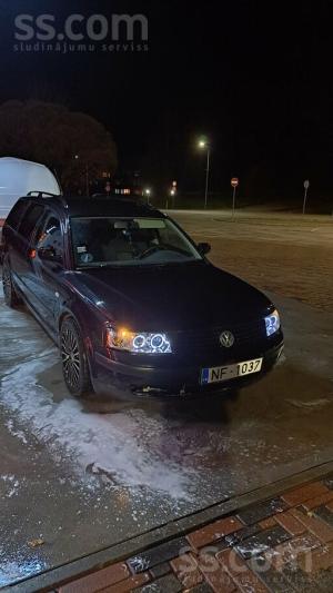 Melns Volkswagen Passat B5 2000 Rīga, ar dzinēja tilpumu 1.90 L un nobraukumu 458 tūkst. km par 1200 €, foto  vietnē AUTOMOTO.COM.LV