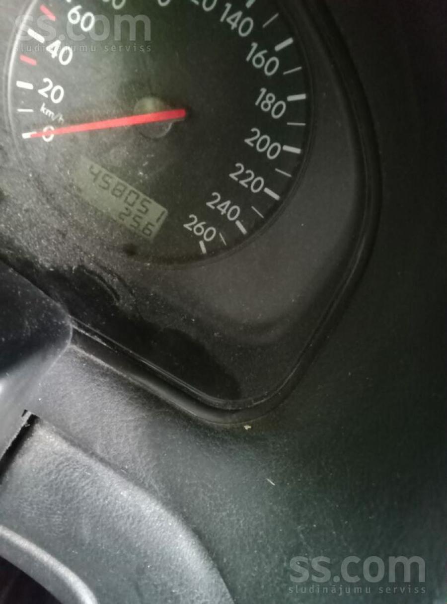 Melns Volkswagen Passat B5 2000 Rīga, ar dzinēja tilpumu 1.90 L un nobraukumu 458 tūkst. km par 1200 €, foto 5 vietnē AUTOMOTO.COM.LV