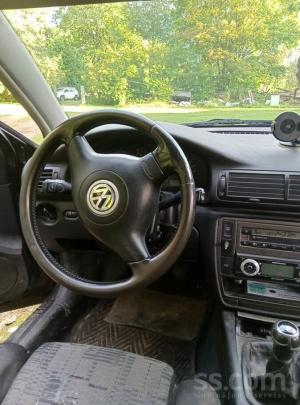 Melns Volkswagen Passat B5 2000 Rīga, ar dzinēja tilpumu 1.90 L un nobraukumu 458 tūkst. km par 1200 €, foto 6 vietnē AUTOMOTO.COM.LV