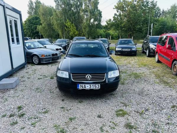 Черный Фольксваген Пассат Б5 2001 в Рига, объемом двигателя 1.90 л и пробегом 374 тыс. км за 1100 €, фото 2 на AUTOMOTO.COM.LV