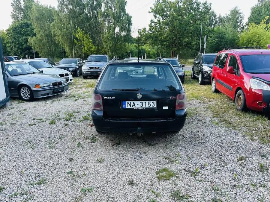 Melns Volkswagen Passat B5 2001 Rīga, ar dzinēja tilpumu 1.90 L un nobraukumu 374 tūkst. km par 1100 €, foto 5 vietnē AUTOMOTO.COM.LV