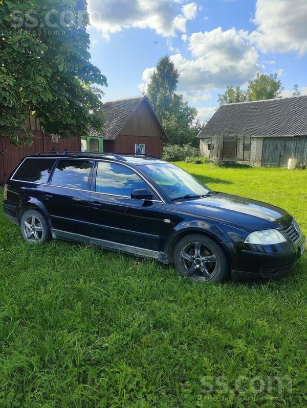 Black Volkswagen Passat B5 2001 in Daugavpils, with an engine capacity of 1.90 L and mileage of 530 thousand km for 700 €, photo 1 on AUTOMOTO.COM.LV