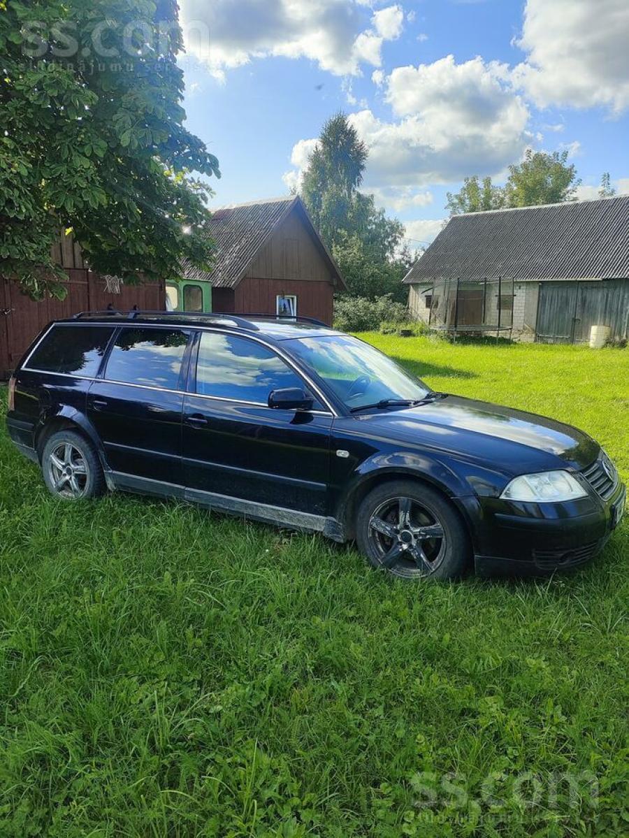 Черный Фольксваген Пассат Б5 2001 в Даугавпилс, объемом двигателя 1.90 л и пробегом 530 тыс. км за 700 €, фото 1 на AUTOMOTO.COM.LV