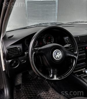 Melns Volkswagen Passat B5 2001 Balvi, ar dzinēja tilpumu 1.90 L un nobraukumu 374 tūkst. km par 1100 €, foto 12 vietnē AUTOMOTO.COM.LV
