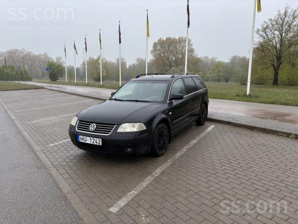 Black Volkswagen Passat B5 2002 in Liepaja, with an engine capacity of 1.90 L and mileage of 315 thousand km for 1030 €, photo 1 on AUTOMOTO.COM.LV