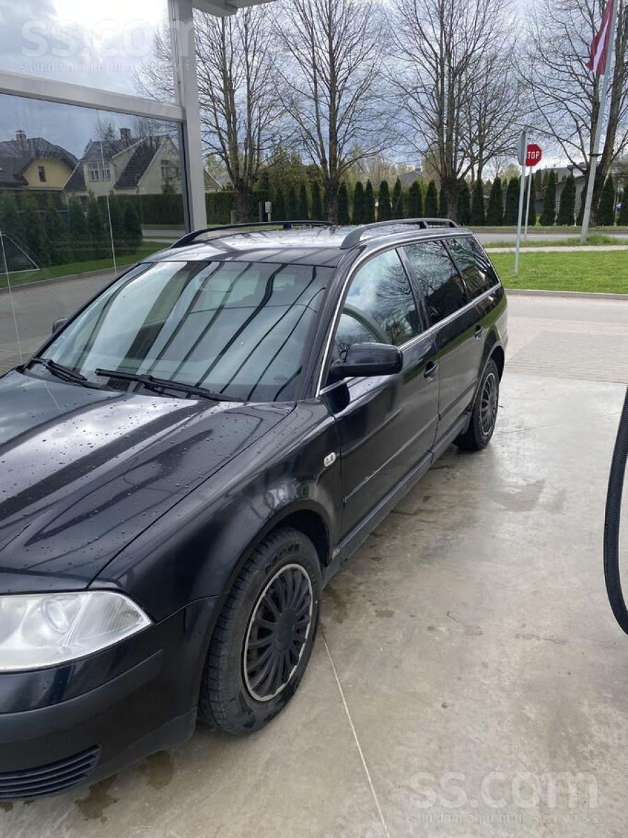 Black Volkswagen Passat B5 2002 in Cesis, with an engine capacity of 1.90 L and mileage of 384 thousand km for 1530 €, photo 6 on AUTOMOTO.COM.LV