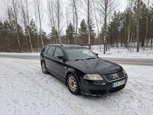 Black Volkswagen Passat B5 2002 in Daugavpils, with an engine capacity of 1.90 L and mileage of 322 thousand km for 1500 €, photo 2 on AUTOMOTO.COM.LV