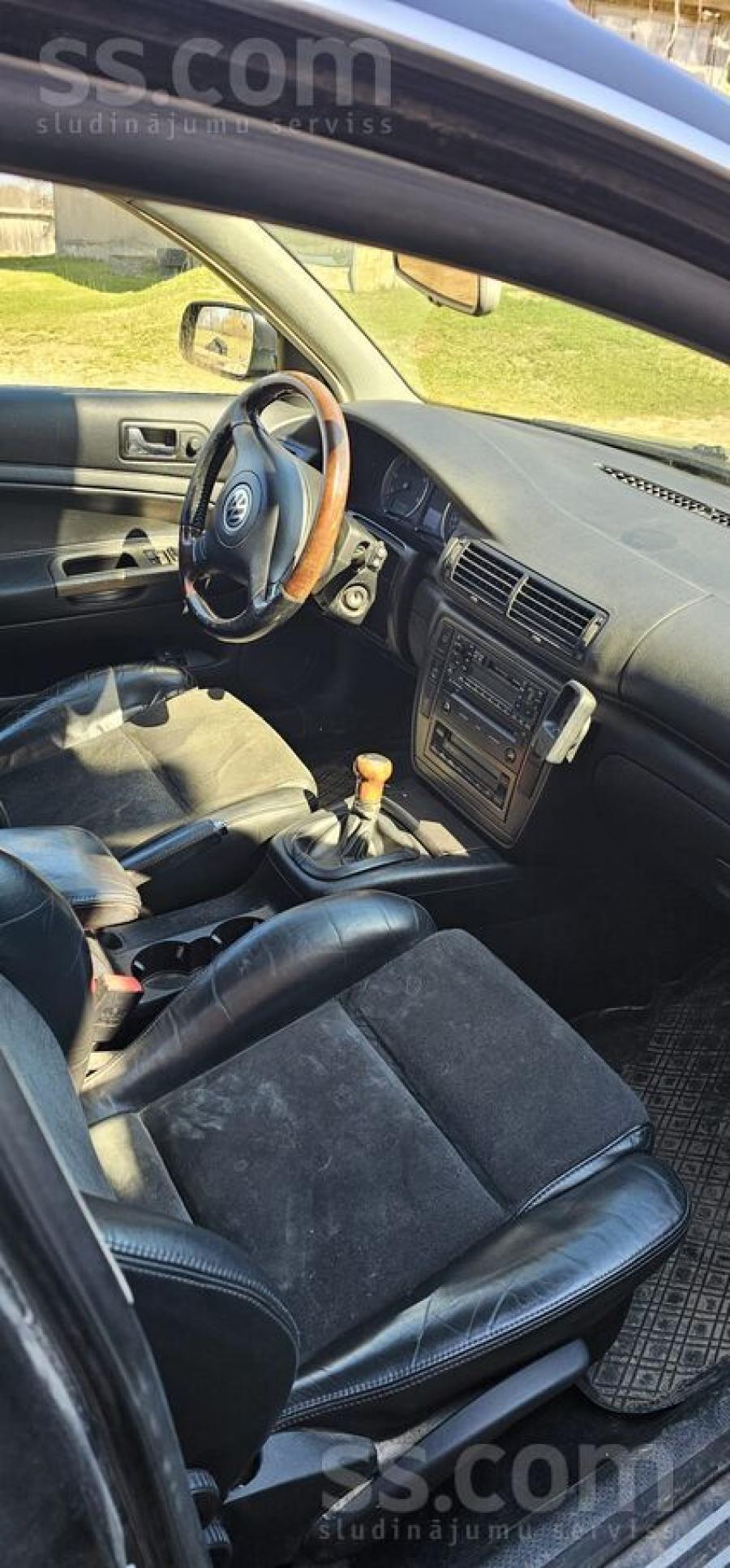 Melns Volkswagen Passat B5 2002 Daugavpils, ar dzinēja tilpumu 1.90 L un nobraukumu 512 tūkst. km par 950 €, foto 4 vietnē AUTOMOTO.COM.LV
