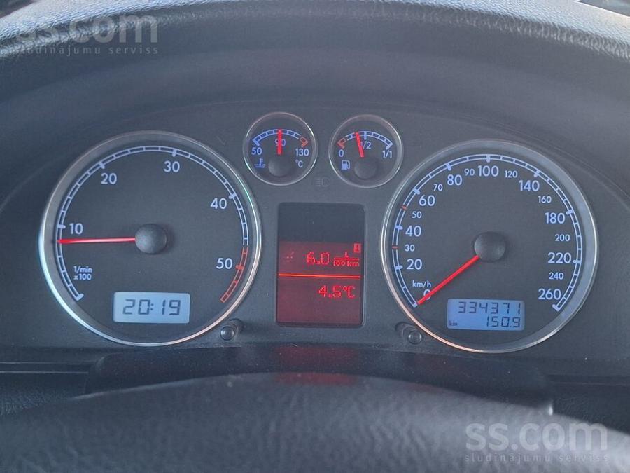Black Volkswagen Passat B5 2002 in Ventspils, with an engine capacity of 1.90 L and mileage of 334 thousand km for 1100 €, photo 10 on AUTOMOTO.COM.LV