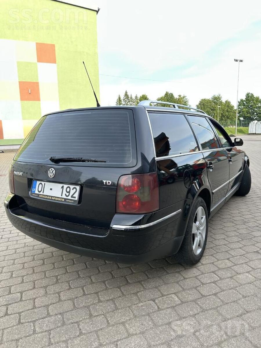 Melns Volkswagen Passat B5 2002 Rīga, ar dzinēja tilpumu 1.90 L un nobraukumu 394 tūkst. km par 1900 €, foto 4 vietnē AUTOMOTO.COM.LV