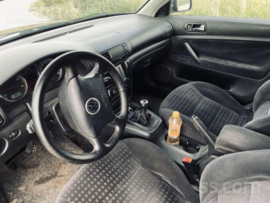 Melns Volkswagen Passat B5 2002 Rēzekne, ar dzinēja tilpumu 1.90 L un nobraukumu 497 tūkst. km par 2700 €, foto 8 vietnē AUTOMOTO.COM.LV