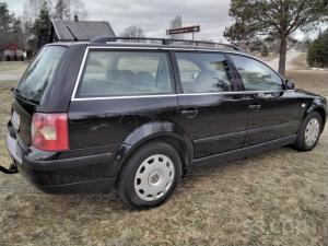 Black Volkswagen Passat B5 2003 in Rezekne, with an engine capacity of 1.90 L and mileage of 272 thousand km for 2350 €, photo 3 on AUTOMOTO.COM.LV