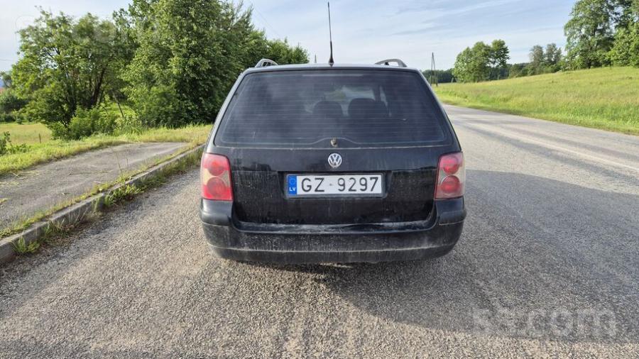 Black Volkswagen Passat B5 2003 in Jekabpils, with an engine capacity of 1.90 L and mileage of 489 thousand km for 1100 €, photo 5 on AUTOMOTO.COM.LV