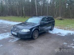 Melns Volkswagen Passat B5 2003 Jēkabpils, ar dzinēja tilpumu 1.90 L un nobraukumu 300 tūkst. km par 1400 €, foto 2 vietnē AUTOMOTO.COM.LV