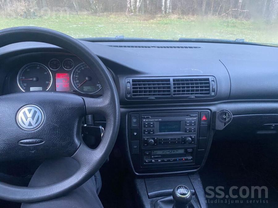 Melns Volkswagen Passat B5 2003 Jēkabpils, ar dzinēja tilpumu 1.90 L un nobraukumu 300 tūkst. km par 1400 €, foto 15 vietnē AUTOMOTO.COM.LV