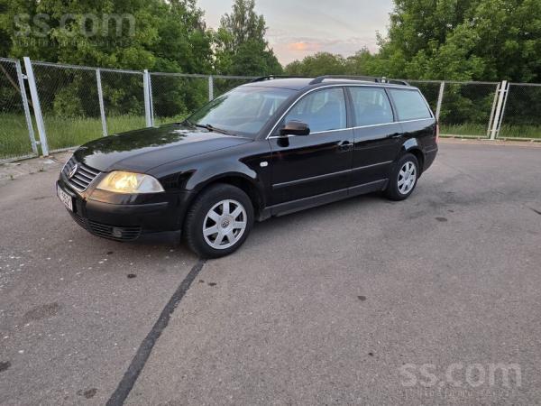 Melns Volkswagen Passat B5 2003 Daugavpils, ar dzinēja tilpumu 1.90 L un nobraukumu 362 tūkst. km par 2350 €, foto 1 vietnē AUTOMOTO.COM.LV