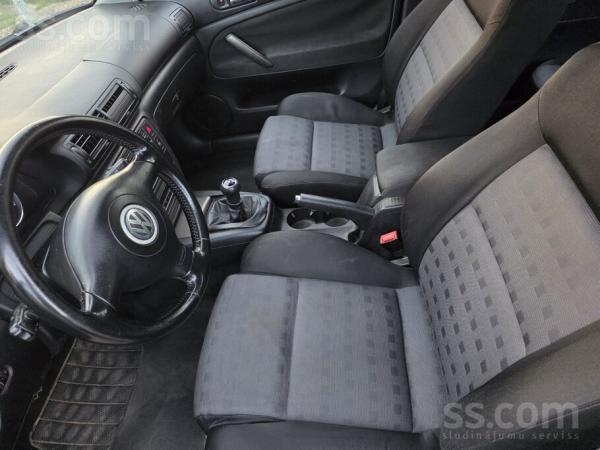Melns Volkswagen Passat B5 2003 Daugavpils, ar dzinēja tilpumu 1.90 L un nobraukumu 362 tūkst. km par 2350 €, foto 8 vietnē AUTOMOTO.COM.LV