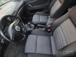 Черный Фольксваген Пассат Б5 2003 в Даугавпилс, объемом двигателя 1.90 л и пробегом 362 тыс. км за 2350 €, фото 9 на AUTOMOTO.COM.LV