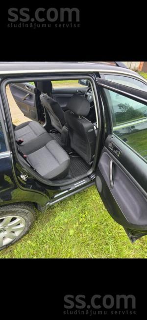 Melns Volkswagen Passat B5 2003 Cēsis, ar dzinēja tilpumu 1.90 L un nobraukumu 263 tūkst. km par 2475 €, foto 5 vietnē AUTOMOTO.COM.LV