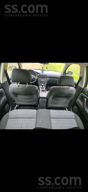 Melns Volkswagen Passat B5 2003 Cēsis, ar dzinēja tilpumu 1.90 L un nobraukumu 263 tūkst. km par 2475 €, foto 17 vietnē AUTOMOTO.COM.LV