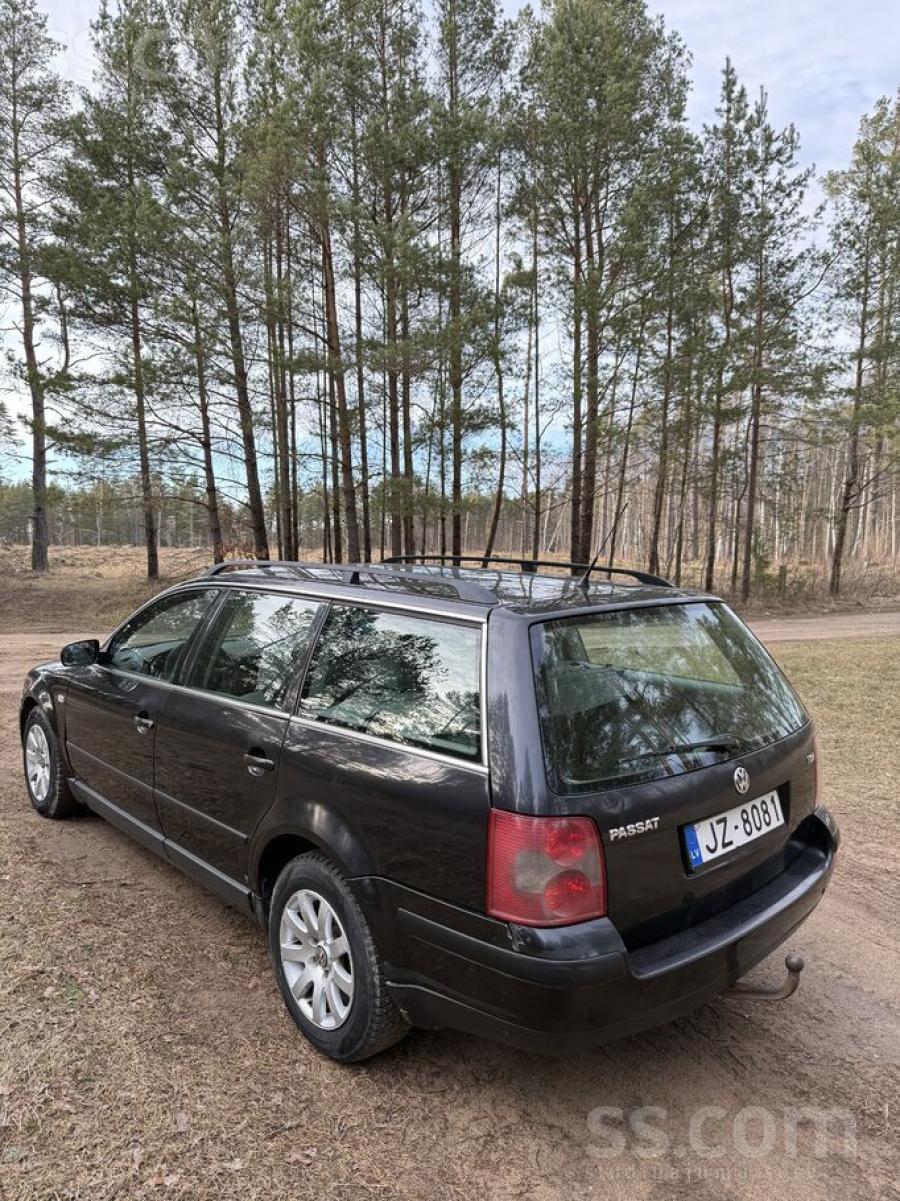 Черный Фольксваген Пассат Б5 2003 в Кулдига, объемом двигателя 1.90 л и пробегом 340 тыс. км за 1400 €, фото 5 на AUTOMOTO.COM.LV