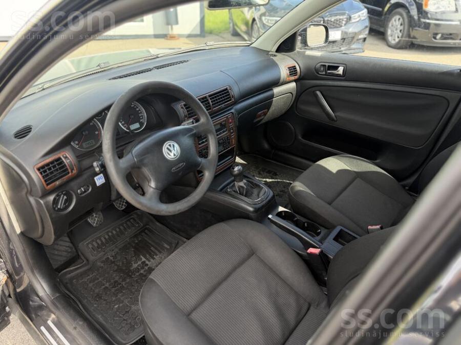 Melns Volkswagen Passat B5 2003 Ogre, ar dzinēja tilpumu 1.90 L un nobraukumu 275 tūkst. km par 2750 €, foto 26 vietnē AUTOMOTO.COM.LV