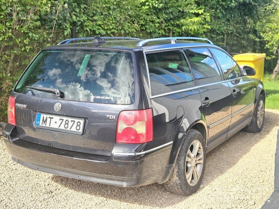 Black Volkswagen Passat B5 2003 in Riga, with an engine capacity of 1.90 L and mileage of 420 thousand km for 1650 €, photo 5 on AUTOMOTO.COM.LV