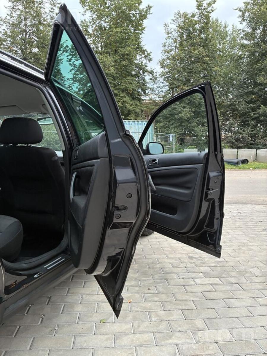 Melns Volkswagen Passat B5 2003 Rīga, ar dzinēja tilpumu 1.90 L un nobraukumu 317 tūkst. km par 2590 €, foto 15 vietnē AUTOMOTO.COM.LV
