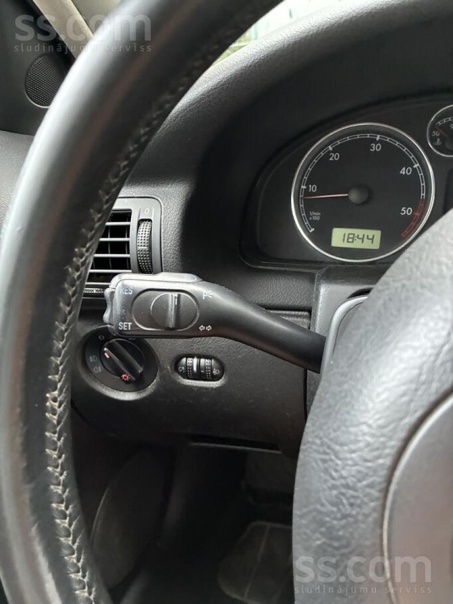 Melns Volkswagen Passat B5 2003 Rīga, ar dzinēja tilpumu 1.90 L un nobraukumu 317 tūkst. km par 2590 €, foto 20 vietnē AUTOMOTO.COM.LV