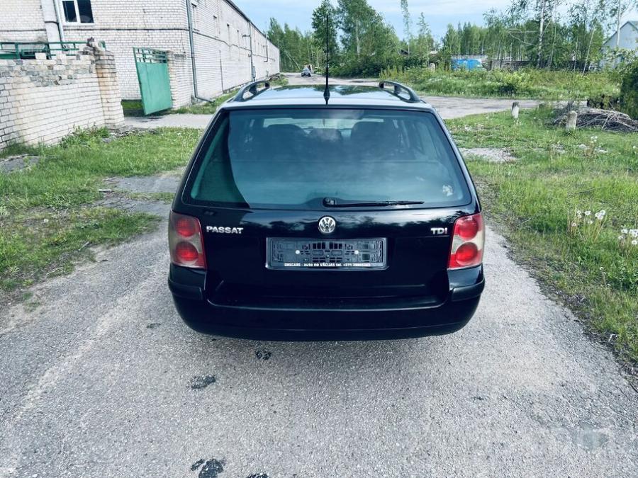 Melns Volkswagen Passat B5 2004 Daugavpils, ar dzinēja tilpumu 1.90 L un nobraukumu 270 tūkst. km par 500 €, foto 6 vietnē AUTOMOTO.COM.LV