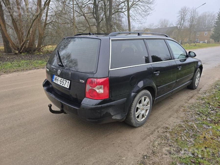 Melns Volkswagen Passat B5 2004 Jelgava, ar dzinēja tilpumu 1.90 L un nobraukumu 373 tūkst. km par 1500 €, foto 5 vietnē AUTOMOTO.COM.LV