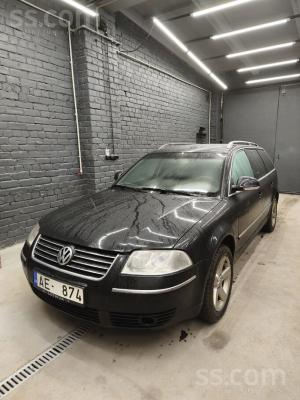 Черный Фольксваген Пассат Б5 2004 в Юрмала, объемом двигателя 1.90 л и пробегом 520 тыс. км за 700 €, фото  на AUTOMOTO.COM.LV