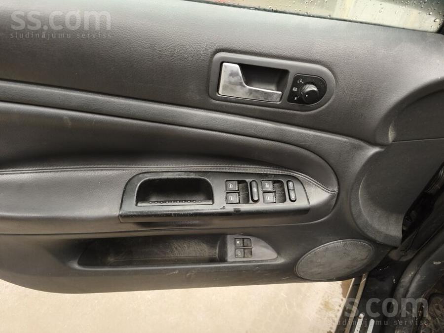 Melns Volkswagen Passat B5 2004 Jūrmala, ar dzinēja tilpumu 1.90 L un nobraukumu 520 tūkst. km par 700 €, foto 10 vietnē AUTOMOTO.COM.LV